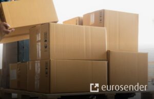 How to Stack Boxes on a Pallet for Shipping - Eurosender Blog